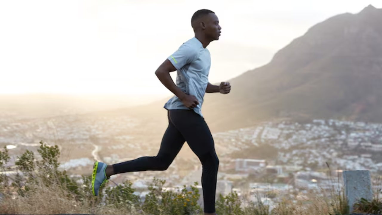 Running Vs Walking: Which One Is Better For You? | Health and Me