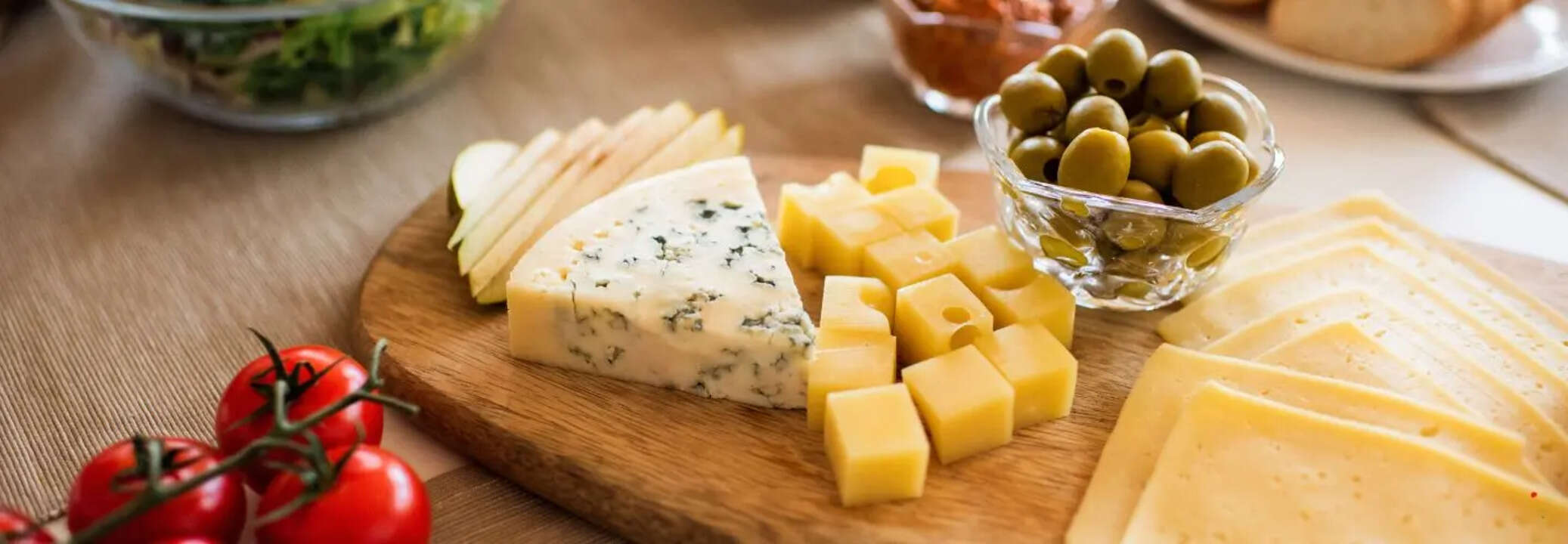 Top Healthy Cheeses to Enjoy This Holiday Season for Taste and Wellness ...