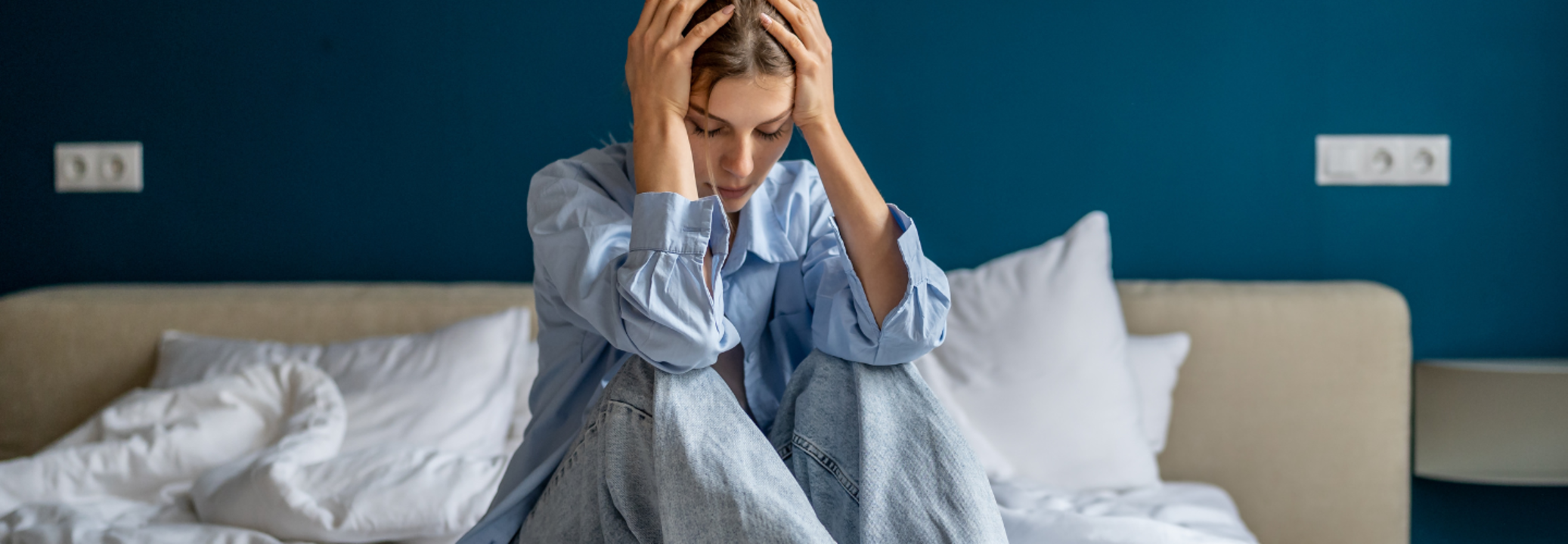 Signs You Are Experiencing An Emotional Breakdown | Health and Me