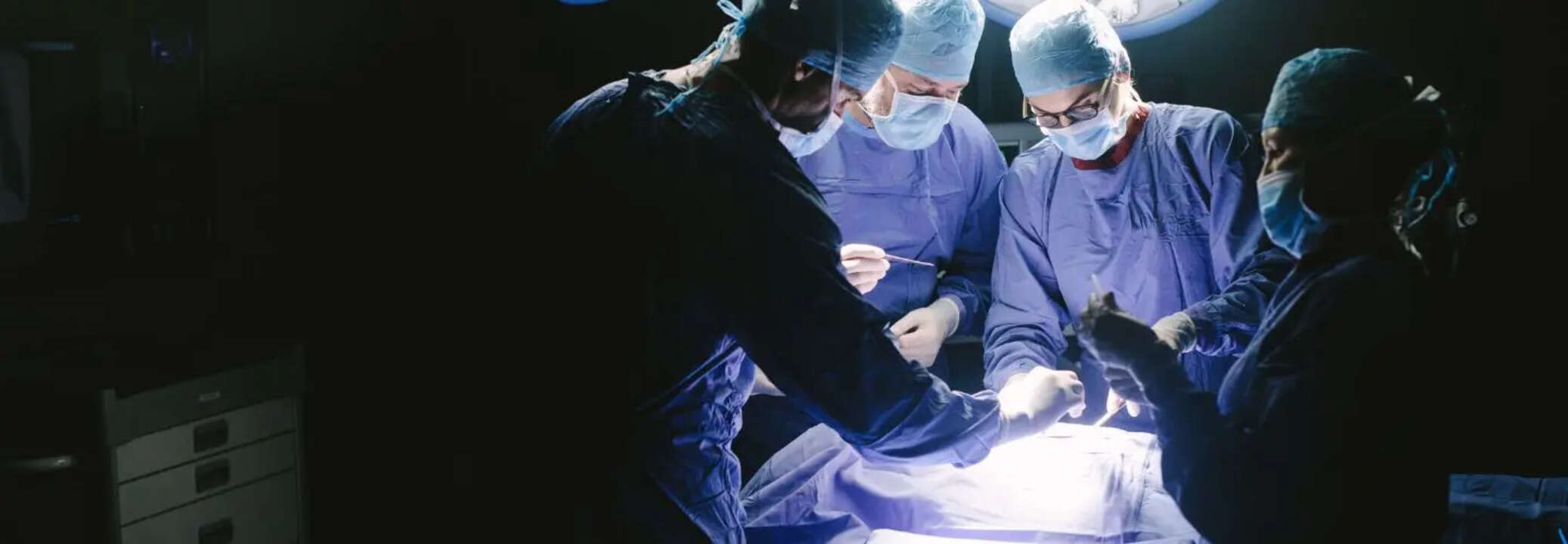 UK Girl Born With Heart outside Body-Know Everything About Ectopia ...