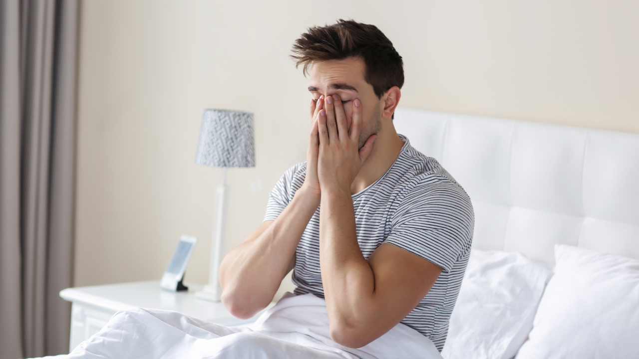 Waking Up With Red Eyes? 7 Possible Causes Your Body Might Be Sending ...