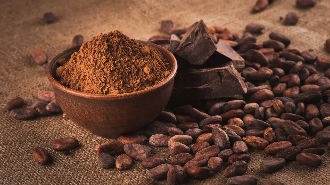 Can Cocoa Keep You Young? Study Links It to Slower Aging | Health and Me