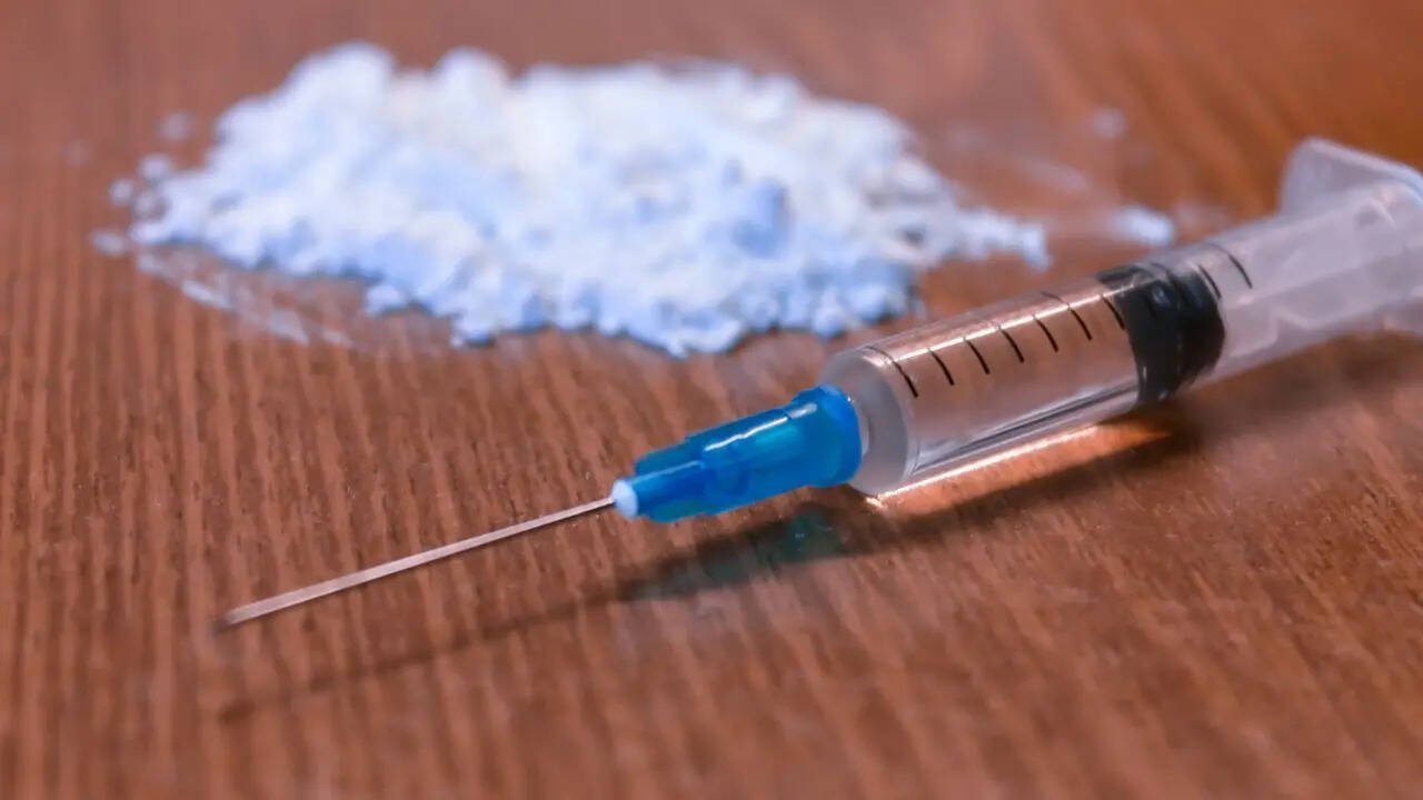 What Is ‘Bluetoothing’? The Alarming Drug Trend Behind Rising HIV Cases ...